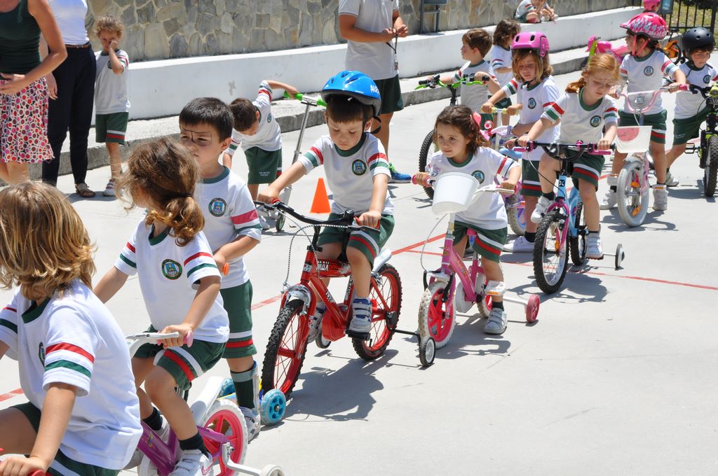 DAY OF THE BIKE IN RECEPTION - The British College of Benalmádena